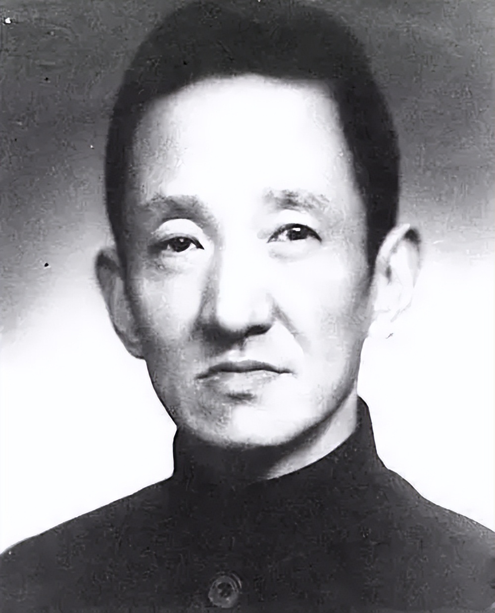 In 1948, Chiang Kai-shek's counselor Chen Bulei committed suicide by ...