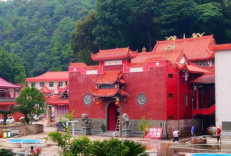 Mawei Baimei Village: The Red Story in the Years of Beacon Fire - iNEWS