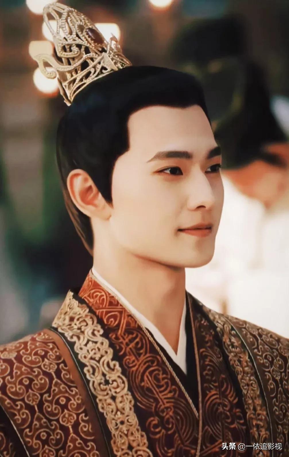 Yang Yang: Let's try the wedding dresses in the world, it's amazing ...