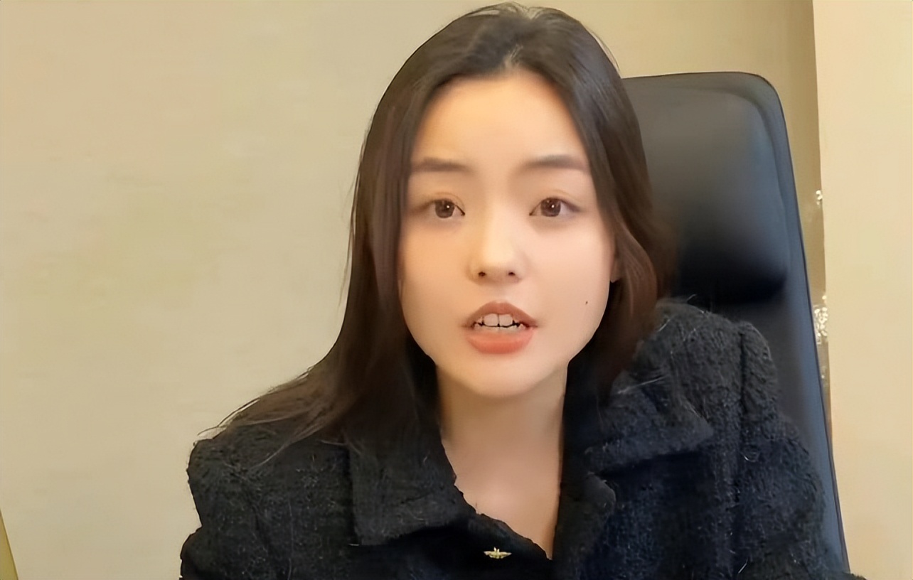 Chen Feiyu collapsed before the fire? The bed photo with the married ...