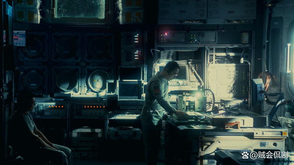[The Wandering Earth II] Is the "Mountain Removal Project" a grand ...