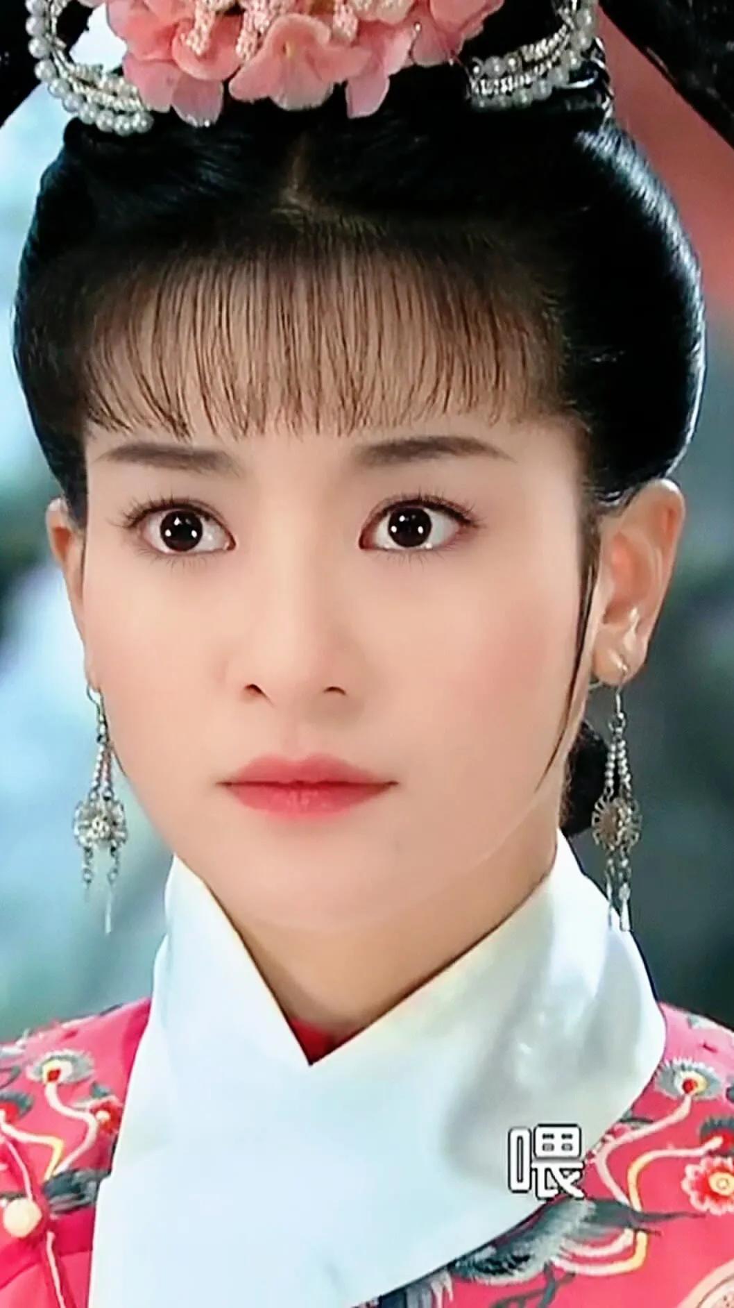 Li Sheng as Little Swallow - iMedia