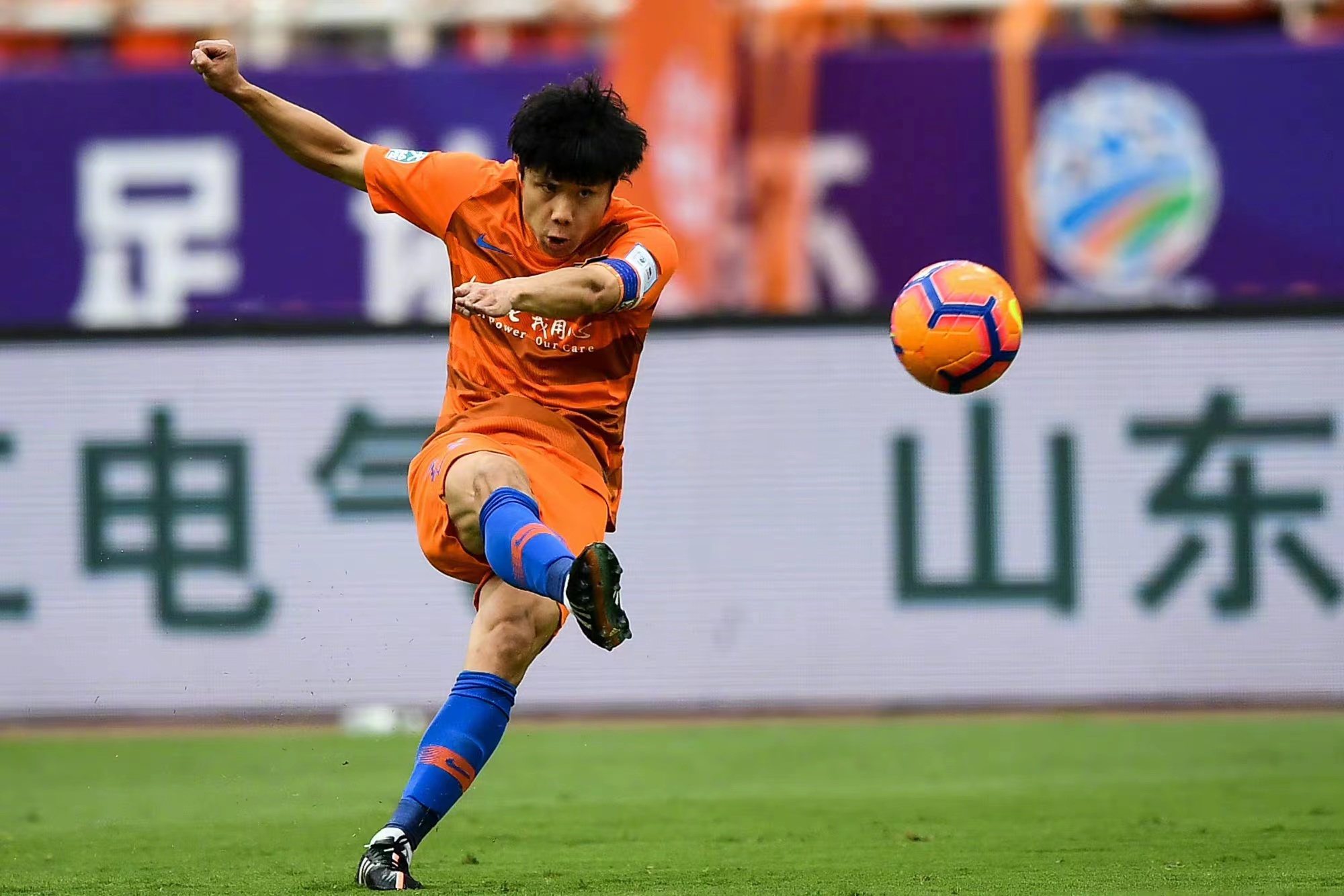 Guangzhou VS Taishan!Hao Junmin has a ceremony when he returns to Mount ...