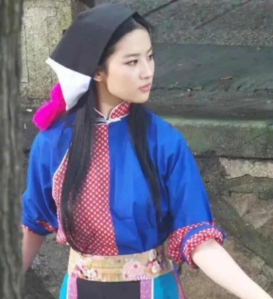 Liu Yifei is so cute - iNEWS