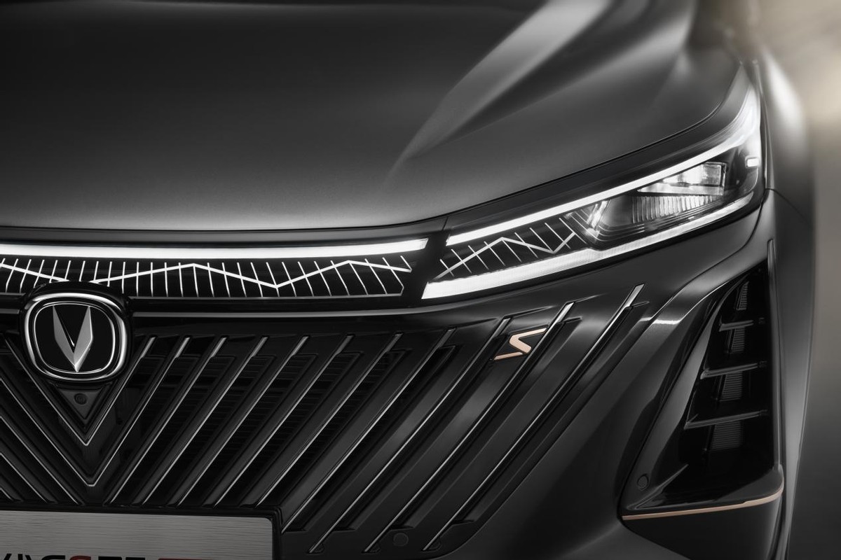 The whole series of blue whale power + Aisin 8AT second generation CS75PLUS advanced debut - iNEWS