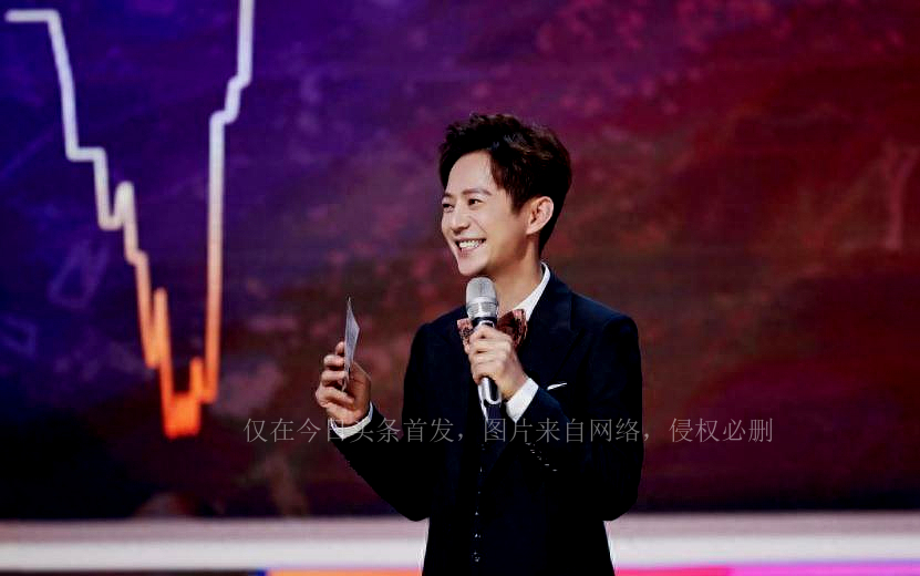 In addition to being the host, Wang Han has many identities, two of ...