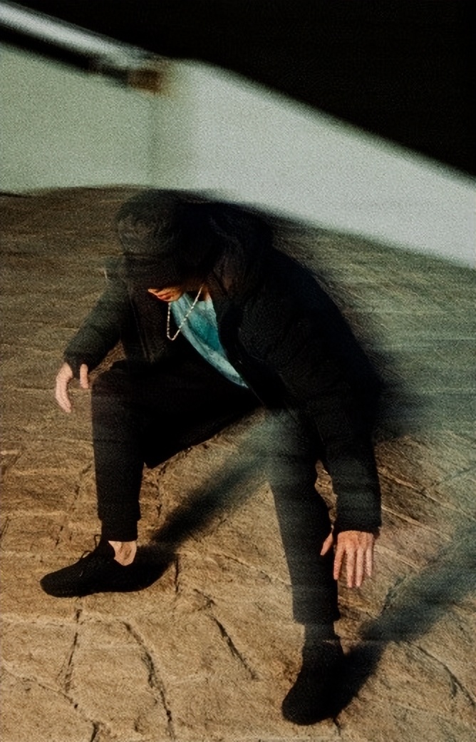 PUMA launches new products of PORSCHE DESIGN racing series to wake up ...