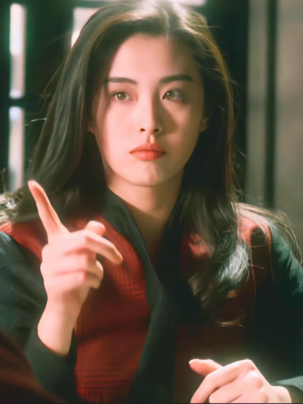 I don't understand why many people think Joey Wang is not beautiful - iNEWS