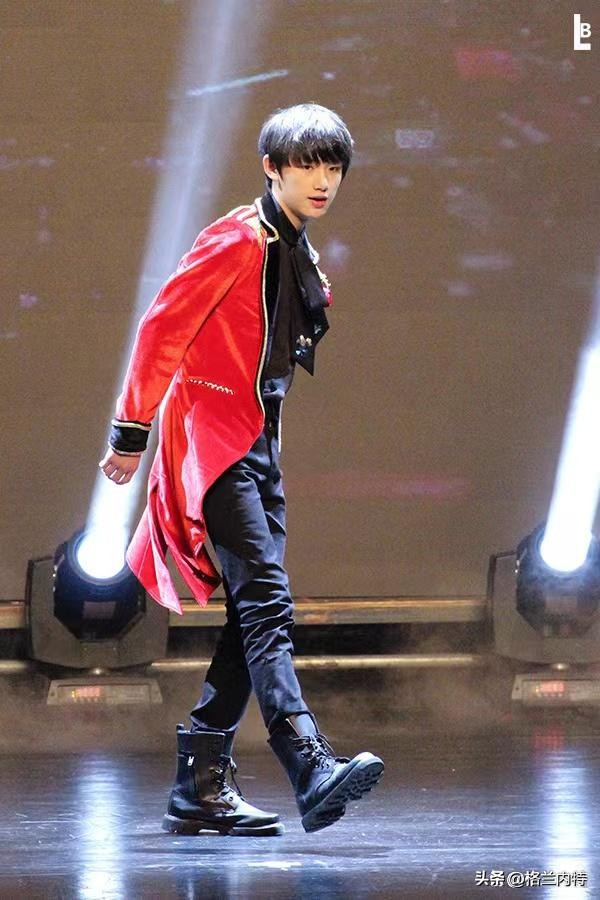 Ding Chengxin——A star painter who magnifies his dreams infinitely - iNEWS