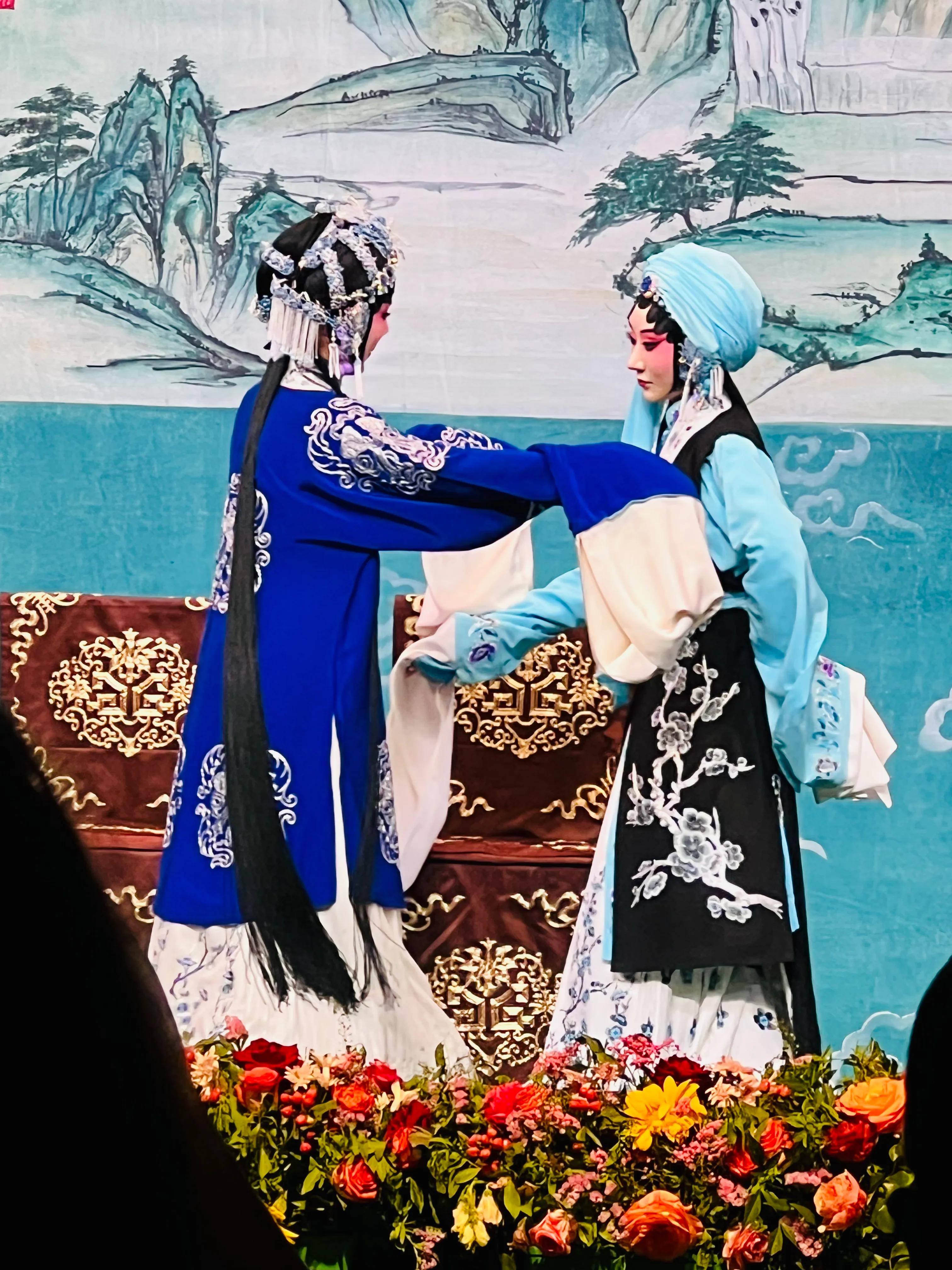 Sha Fei's special session of lock bag~ Wonderful! - iNEWS