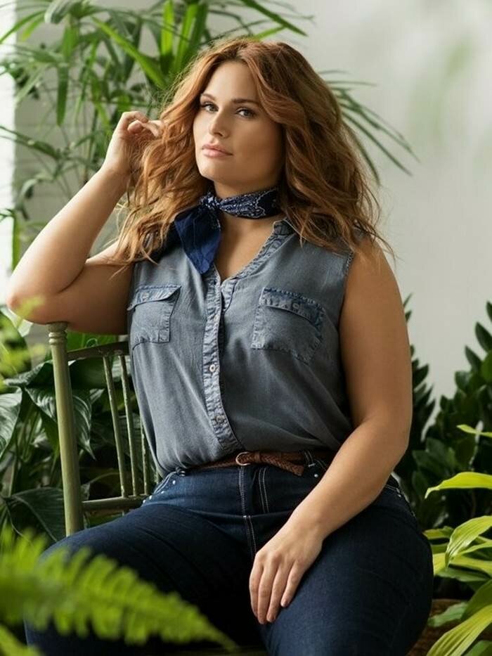 Model Joby Bach from Canada - iNEWS