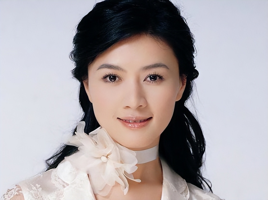 Chasing Lu Yi back to no avail because love hits a wall? Her husband died of illness in prison ...