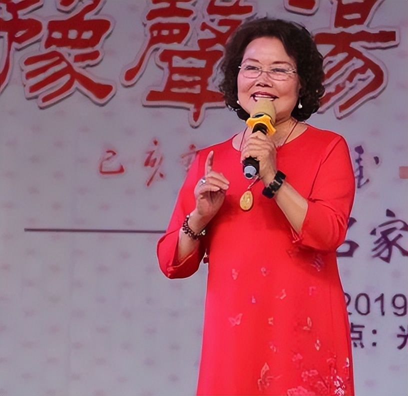 Tang Yuying and Ge You's sibling relationship - iNEWS