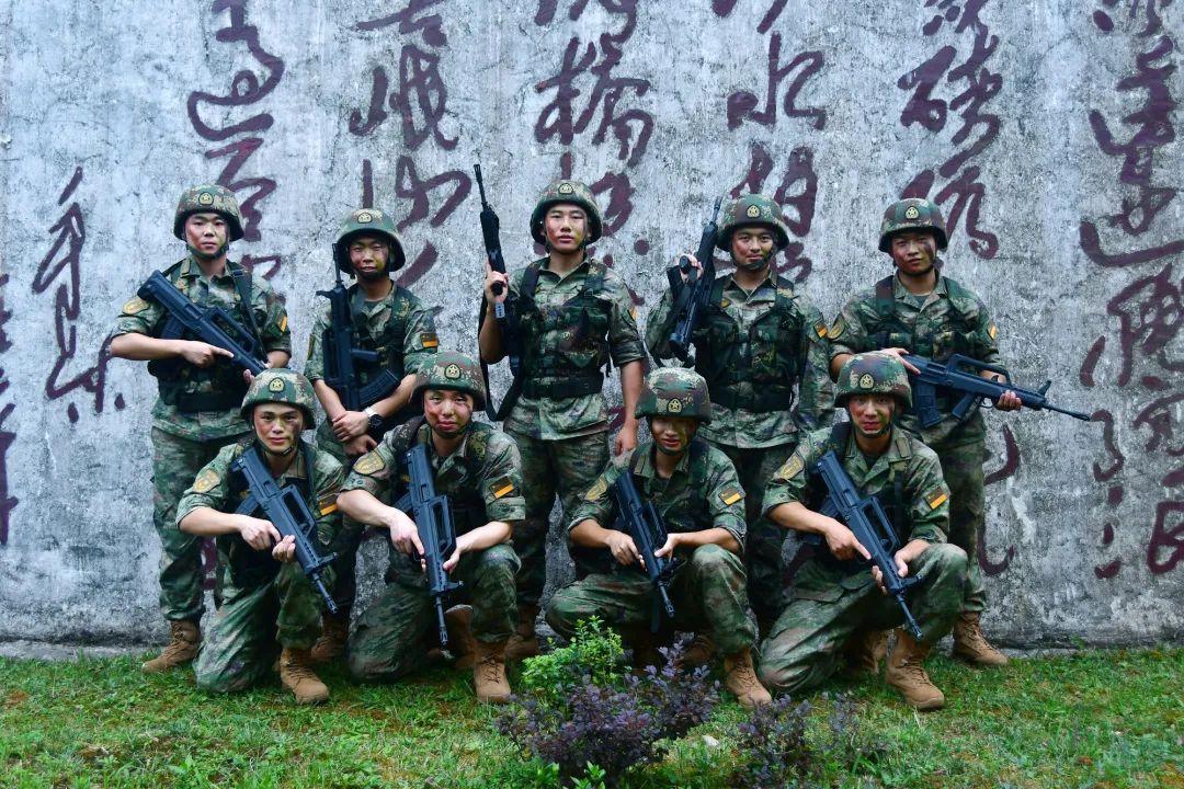 Second Lieutenant, Platoon Leader, Report - iNEWS