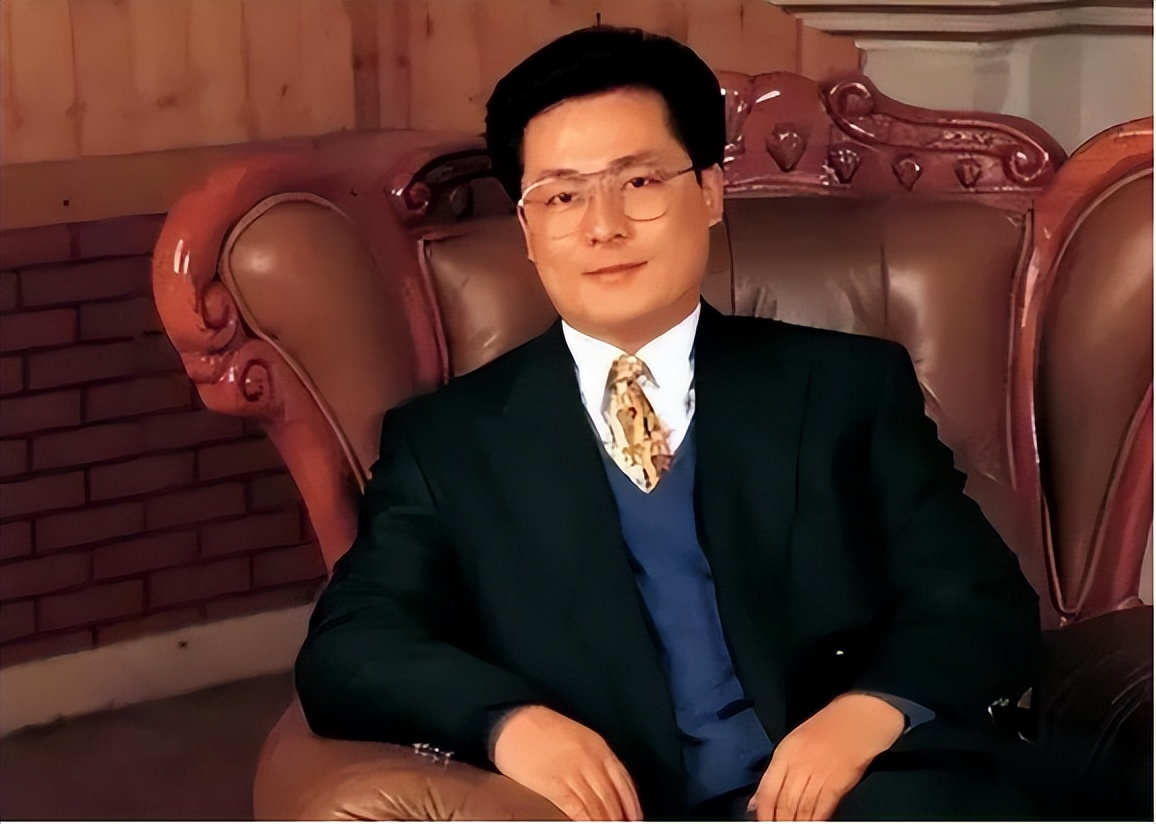 Billionaire Yuan Baojing married a star at the age of 33 and was ...