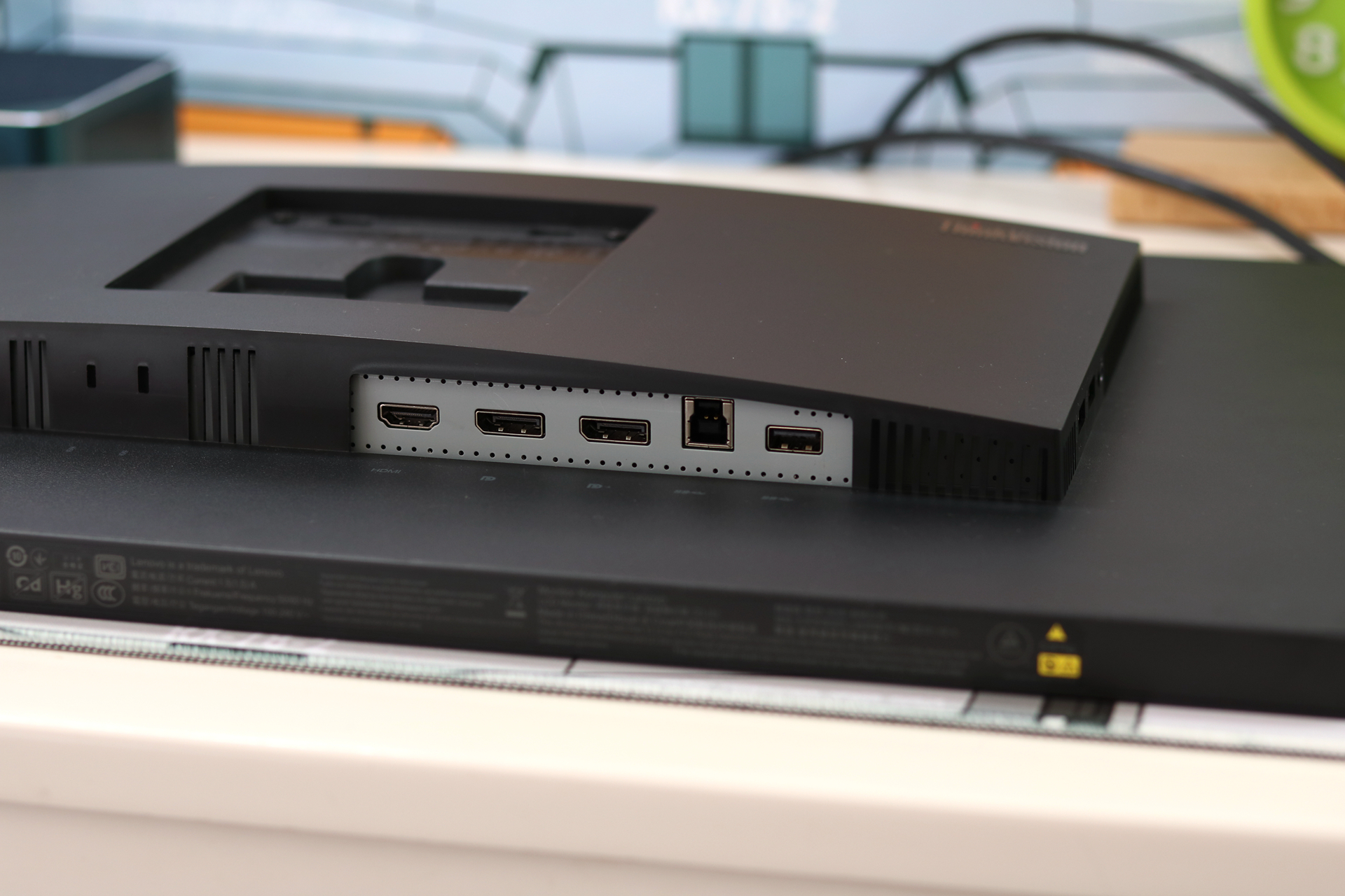 Lenovo ThinkVision display experience, IPS screen 2K resolution ...