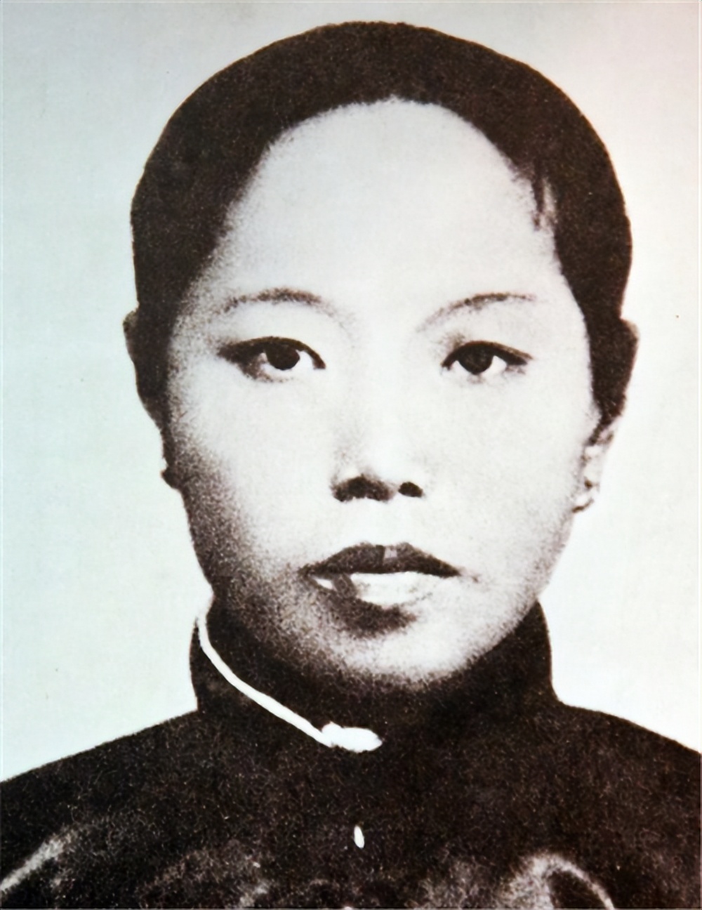 What happened to the children after Li Dazhao's sacrifice?The eldest ...