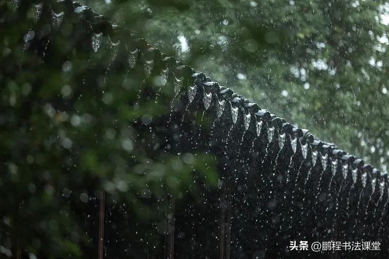 The summer wind in the 10 poems feels cool after reading - iNEWS