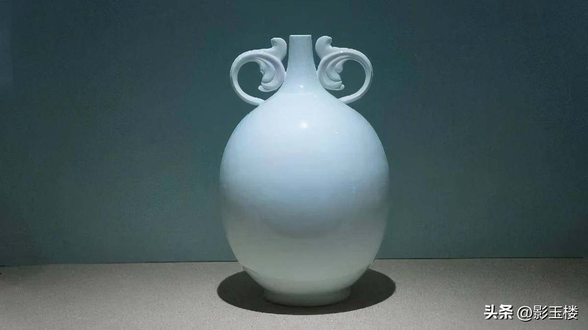 The History of Porcelain Development: The Development and Influence of ...