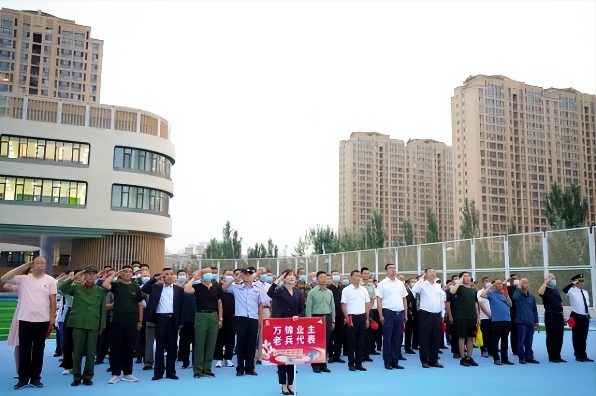 Salute to the flag!"Markham Life Circle" organized the "August 1st ...