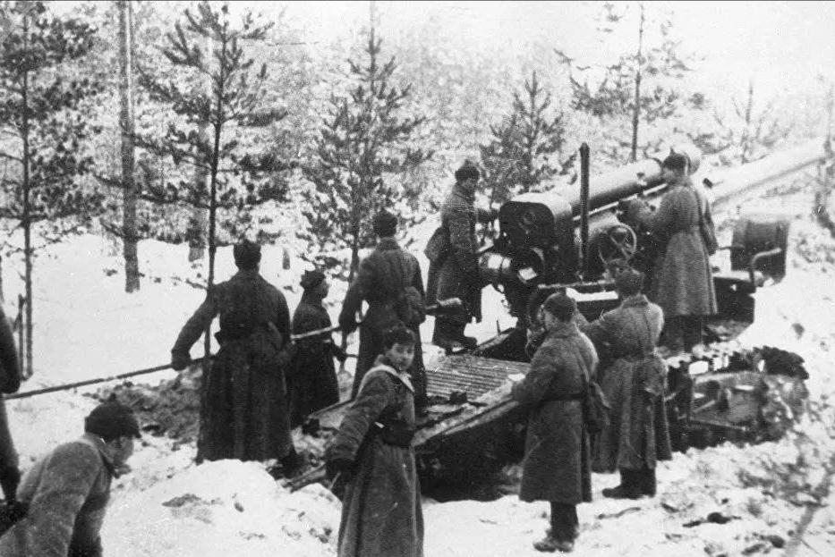 Hitler attacked Britain and fought against the Soviet Union. Where did ...