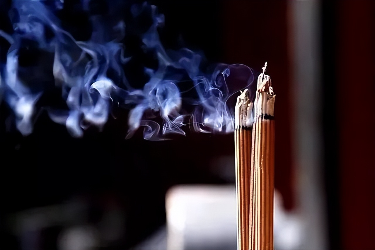 What should I do if the incense suddenly goes out when burning incense ...