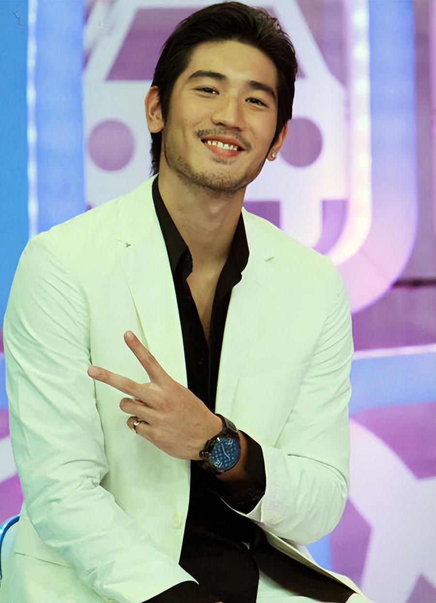 Gao Yixiang died 3 years ago, the choice of his parents is tearful - iNEWS