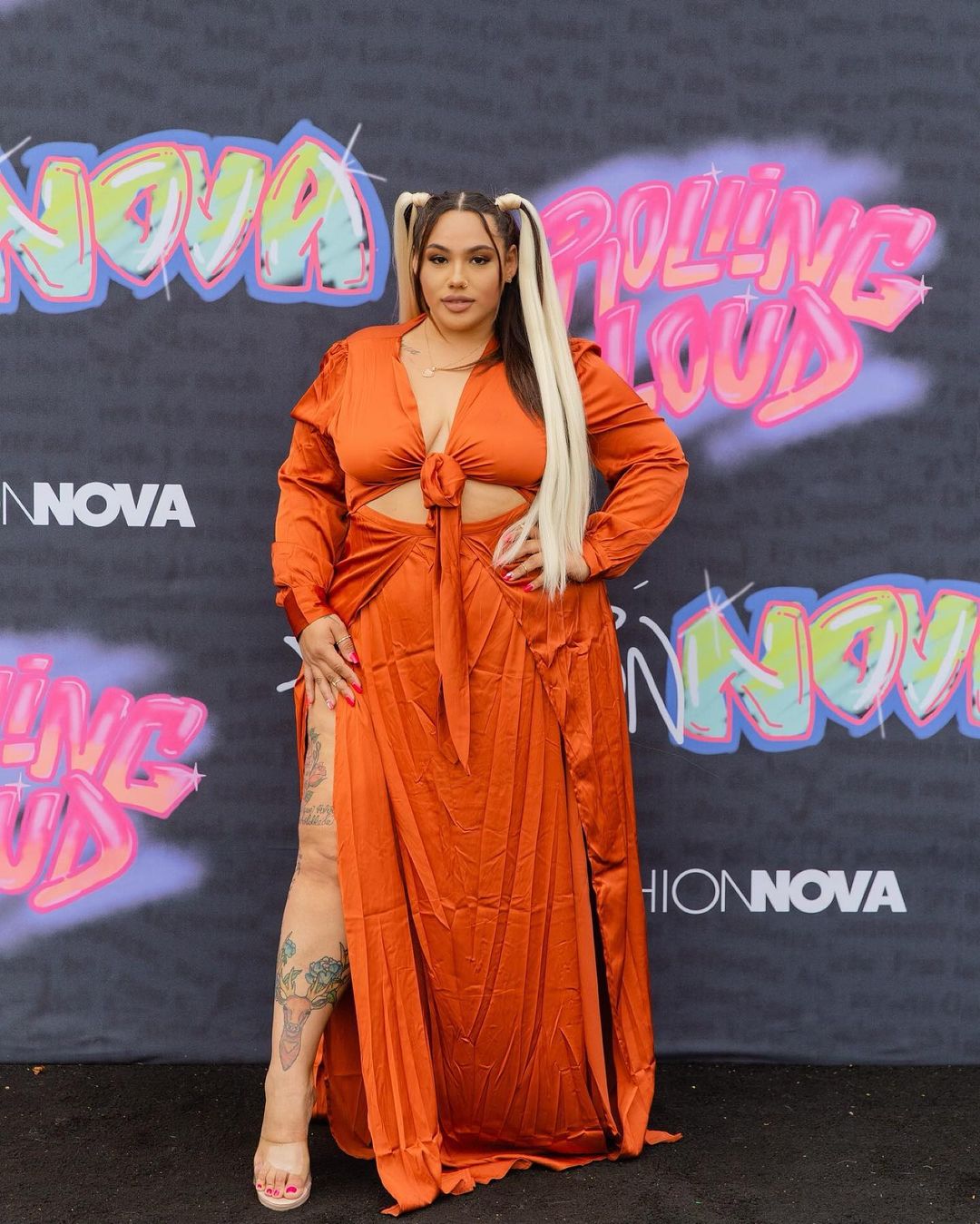 Latina Plus Size Model: Jova 'e Nicole - iNEWS