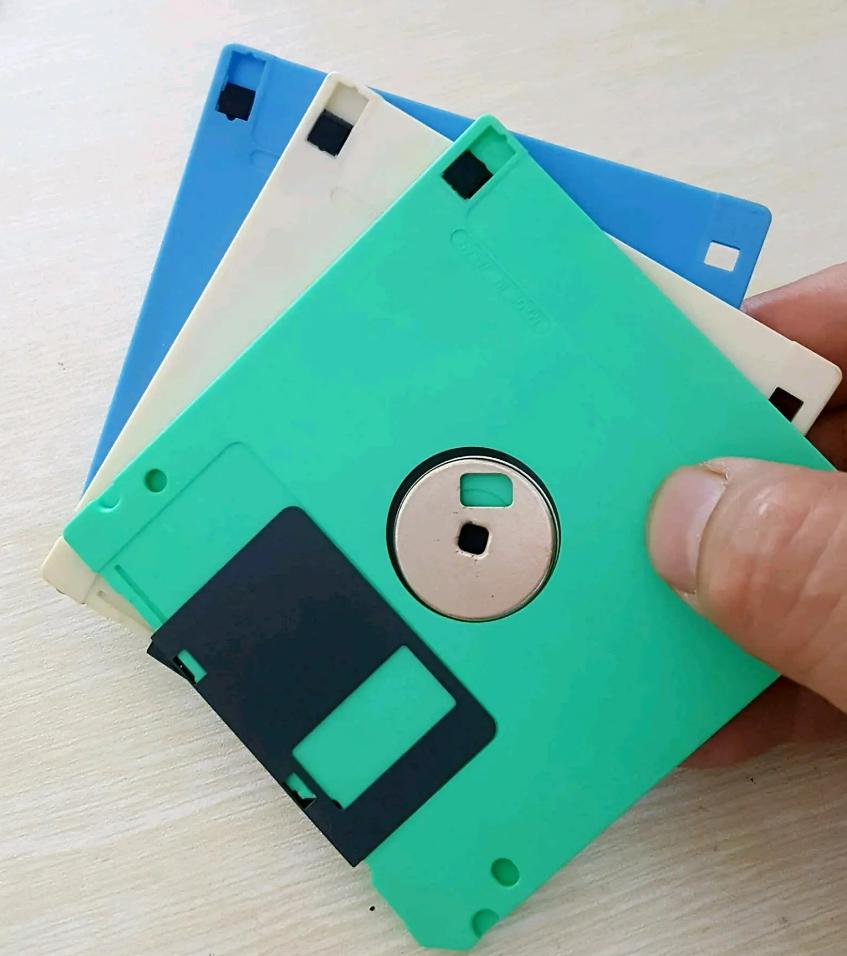 Incredible 2022 Japan is still using this outdated storage technology ...