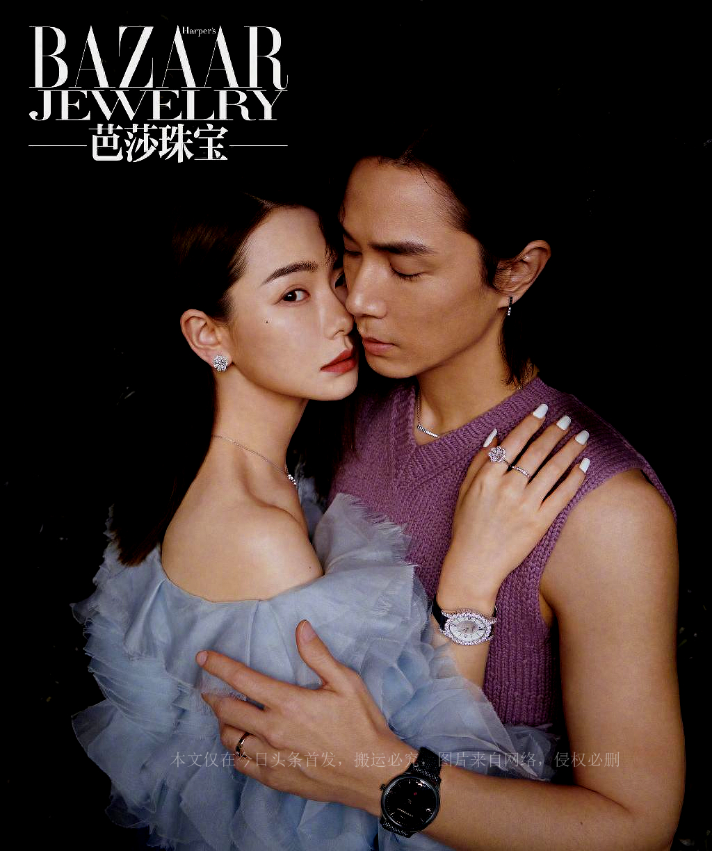 The photo of Qi Wei and his wife together is so sweet! The style is ...