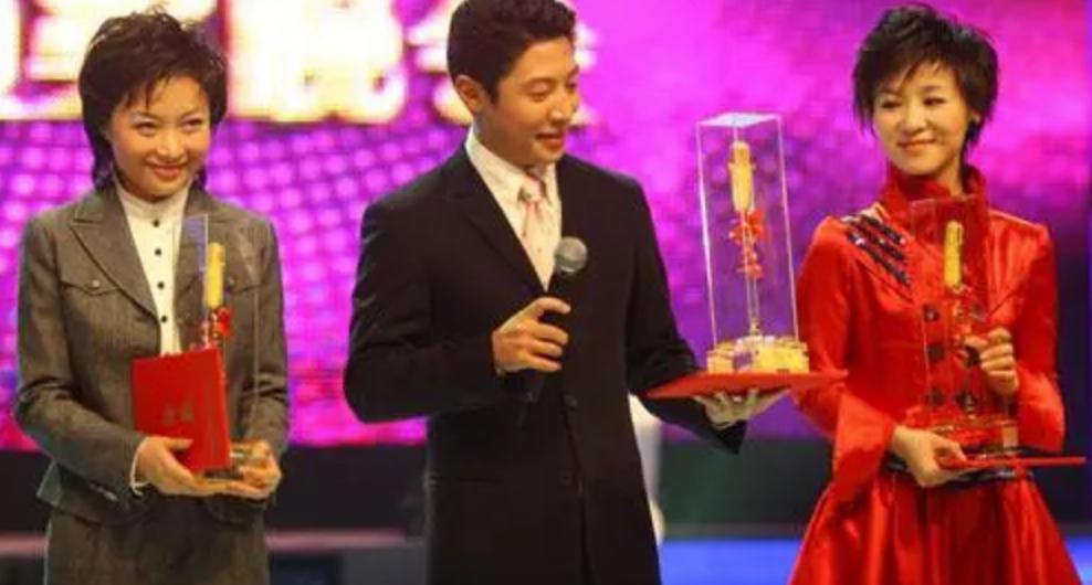 Host Xu Li: Taking her son to remarry is loving and happy, and her son ...