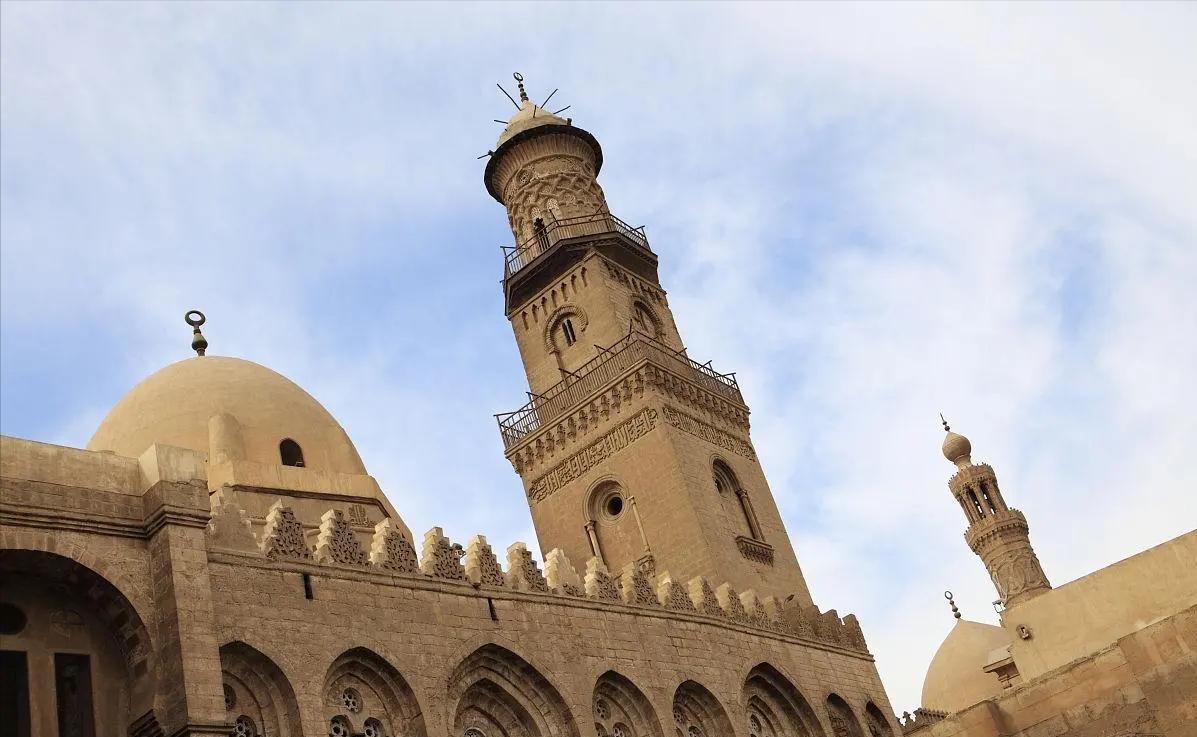 The evolution of shoulder arches in medieval Islamic architecture, and ...