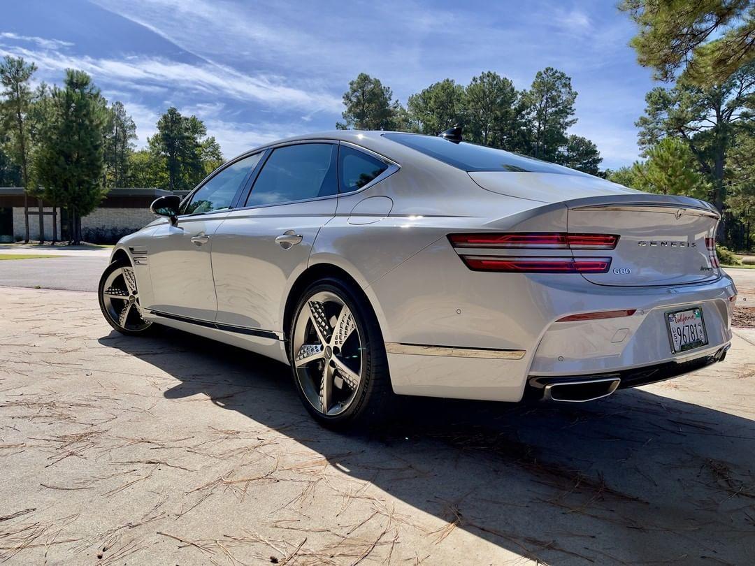 The boutique in the niche, the Genesis G80 sports version is coming - iNEWS