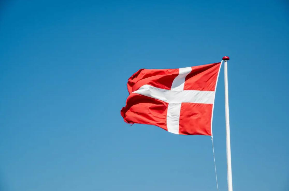 Why are the flags of the Nordic countries all "cross flags"?What ...