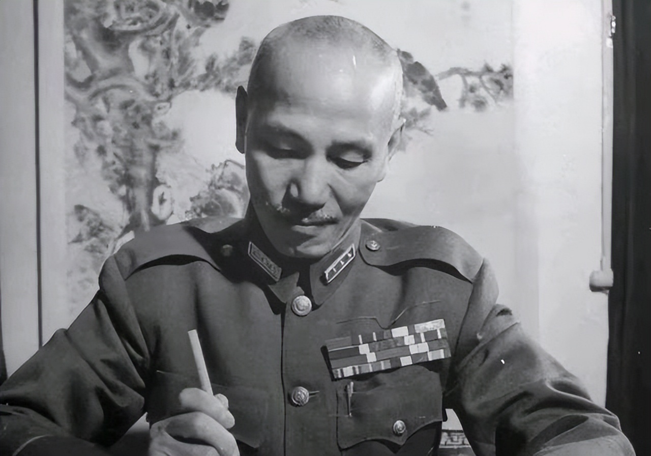 After Chiang Kai-shek's death, Chiang Ching-kuo: Father's greatest ...
