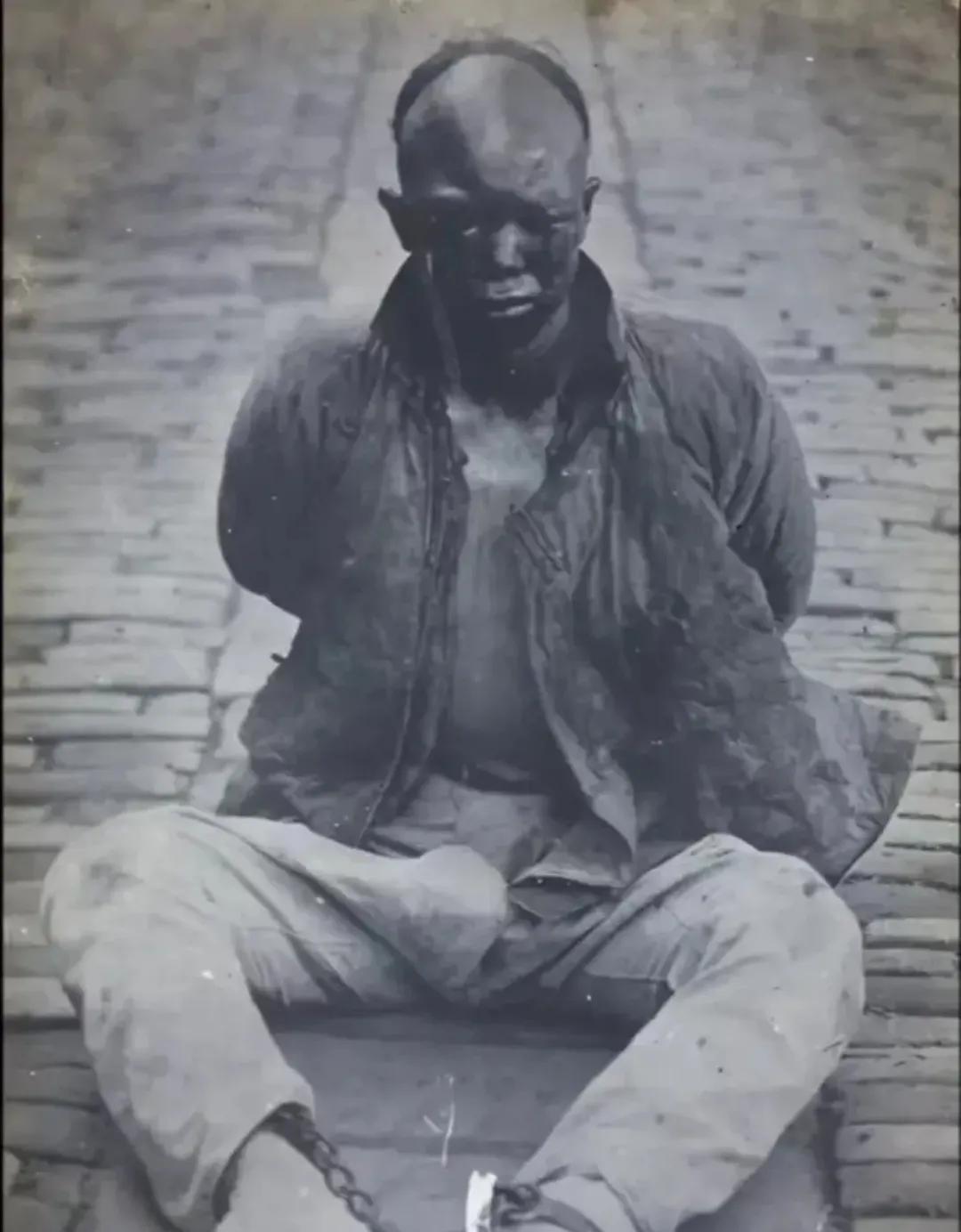 In 1911, Yang Hongsheng, an anti-Qing martyr, was beaten to death ...