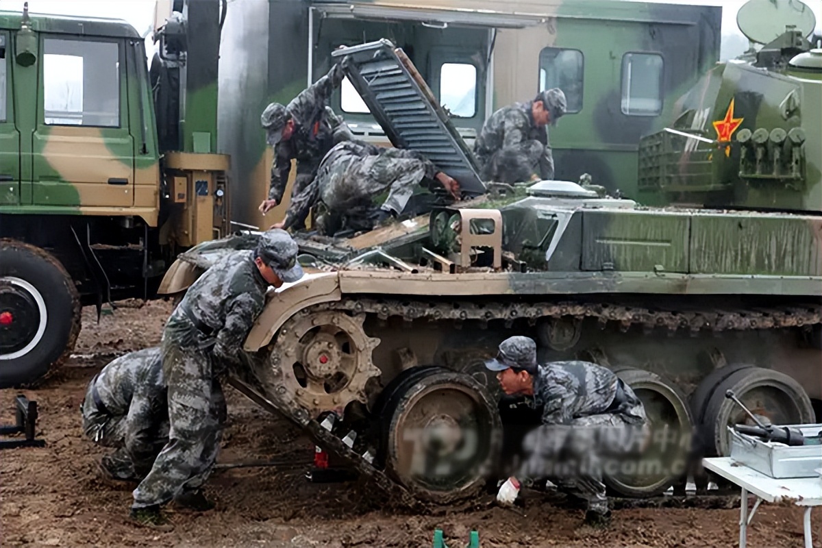 The power of the political commissar is slightly higher than that of ...