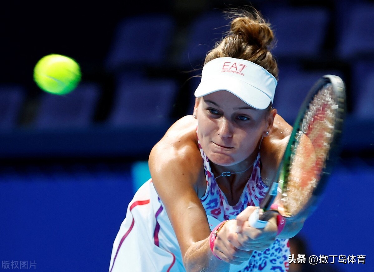 The back waves of the Yangtze River pushed the front waves, the Jedi ...