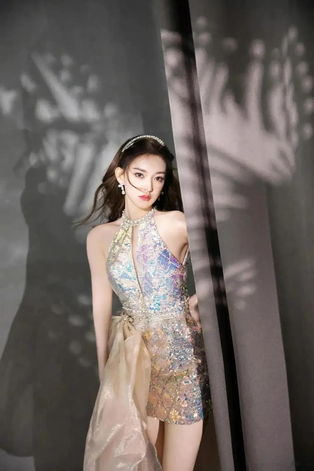 Cheng Xiao, Wu Xuanyi, Guan Xiaotong, Li Yitong, Song Zuer are all ...