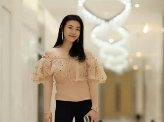The 39-year-old Taiwanese actress officially announced her marriage ...