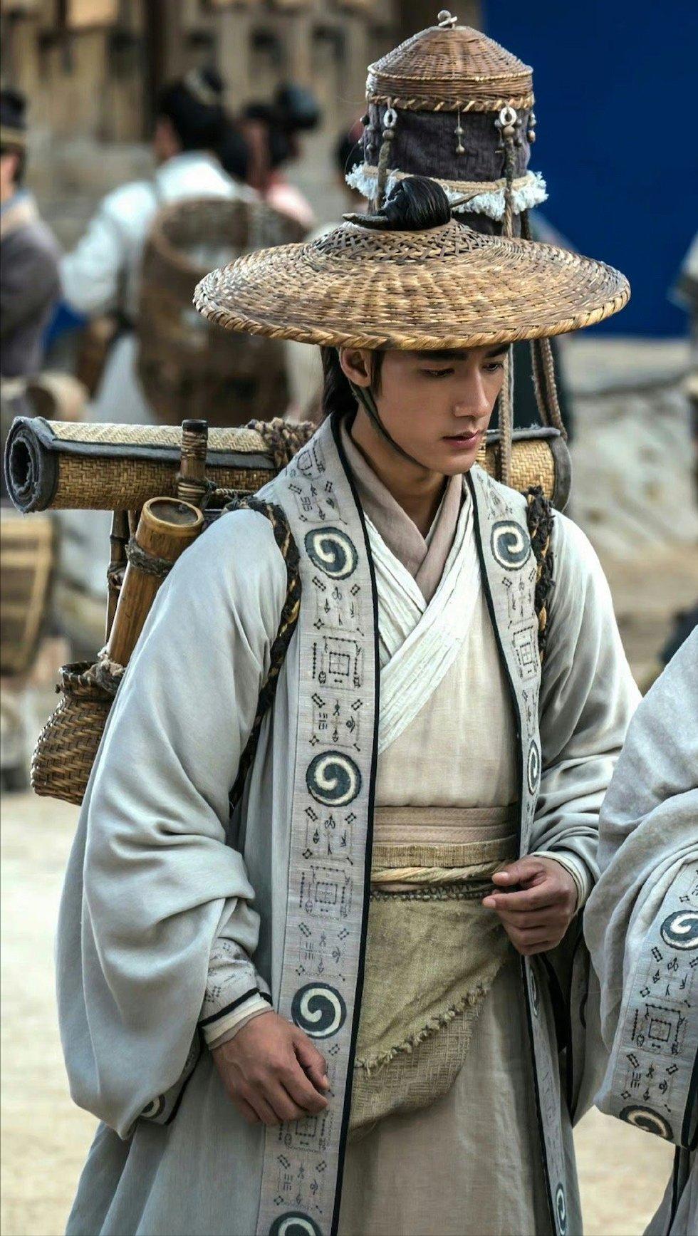 Yu Shi used Zhang Yuqi's little boyfriend to crave a "Fengshen ...