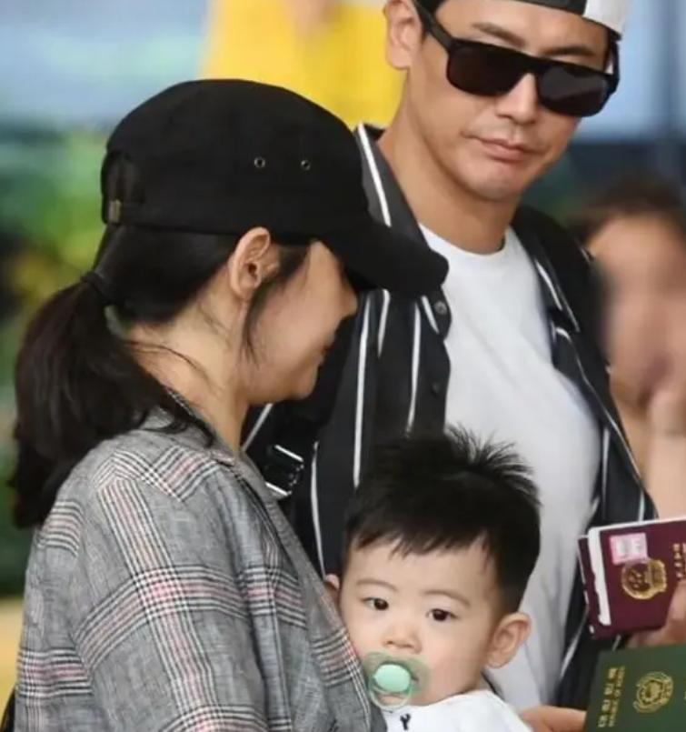Choo Ja Hyun came to Changsha to record "Sister Lang 4", her 5-year-old ...