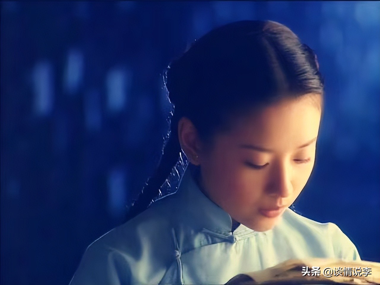 The lonely autumn that came out of "Golden Fen Family" has transformed ...