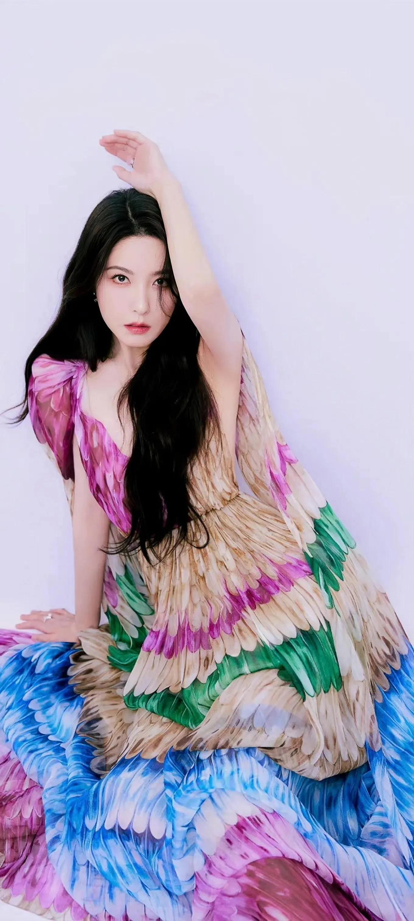 Share beautiful pictures—mature and sexy goddess Zeng Li - iMedia