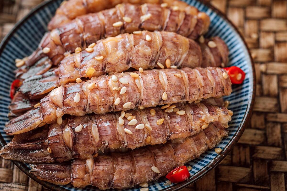 Aunt Xia: Pippi Shrimp, let's go! Who can resist a bite of Pipi shrimp ...