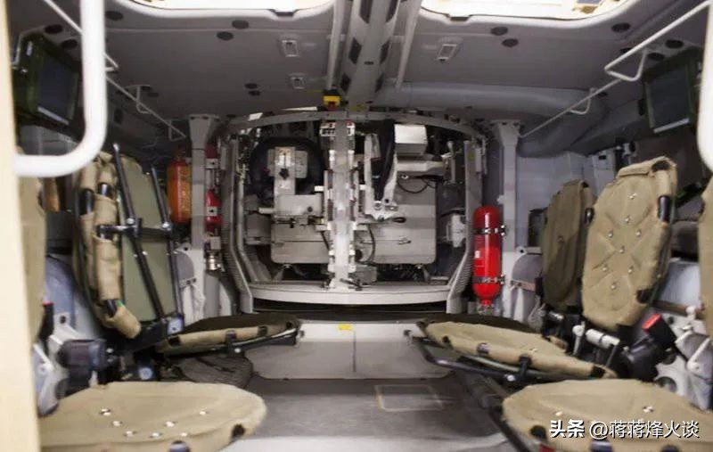 Ukraine received Polish Wolverine wheeled armored vehicles to cooperate ...