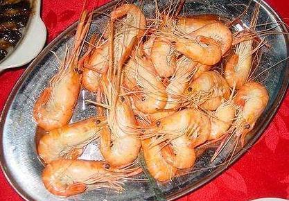 The Mekong River is "overwhelmed" by Roche shrimp, and the largest one ...