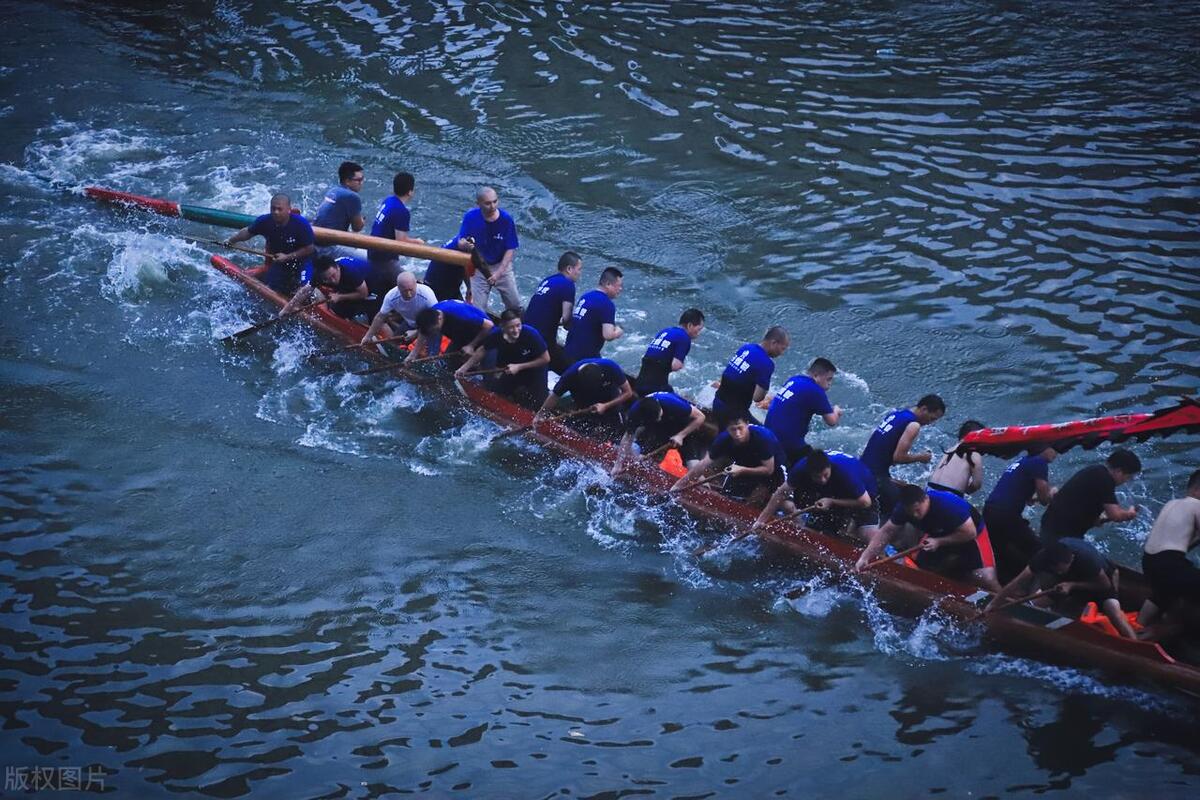 The Origin and Evolution of the Dragon Boat: An Artistic Boat with a ...