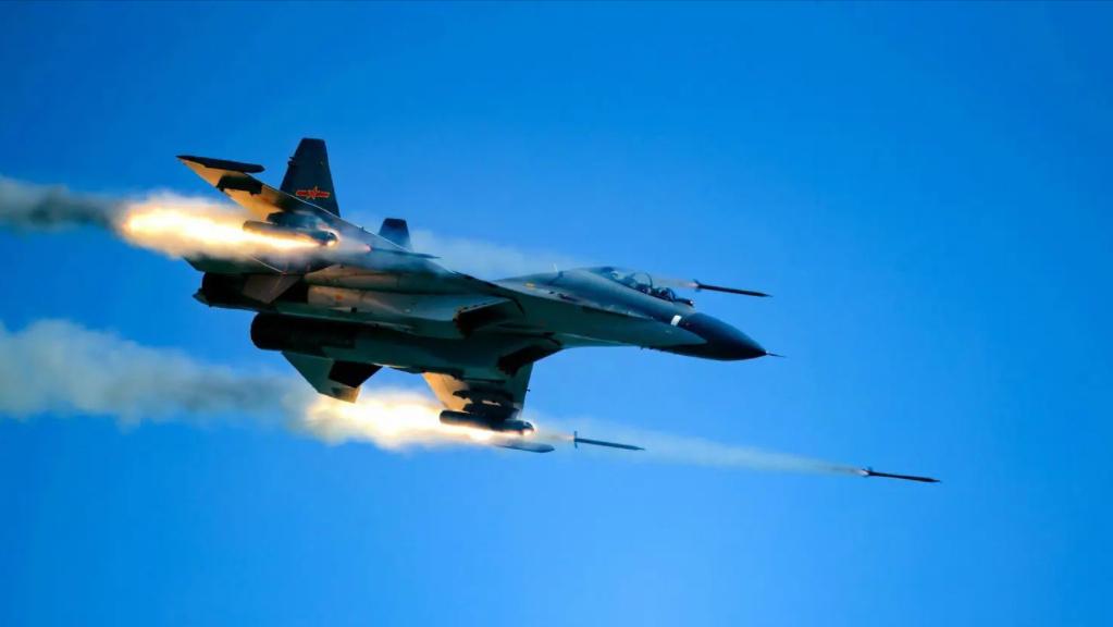 There is a fire control radar that shines on me! Why is fire control ...