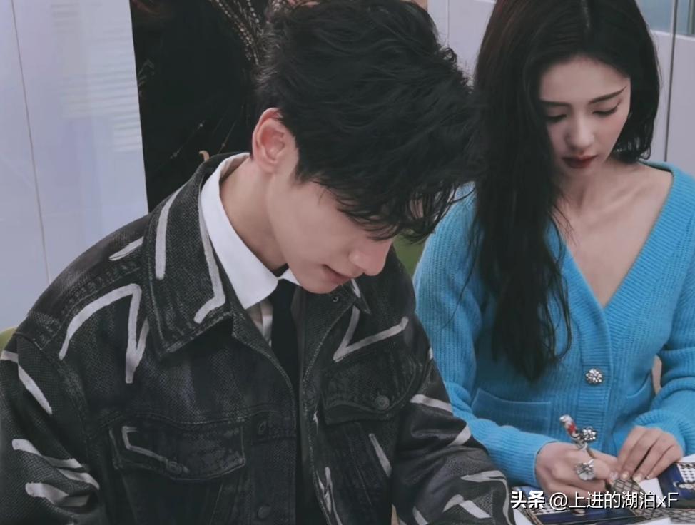 What does Luo Yunxi look like in real life? Say goodbye to the filters ...